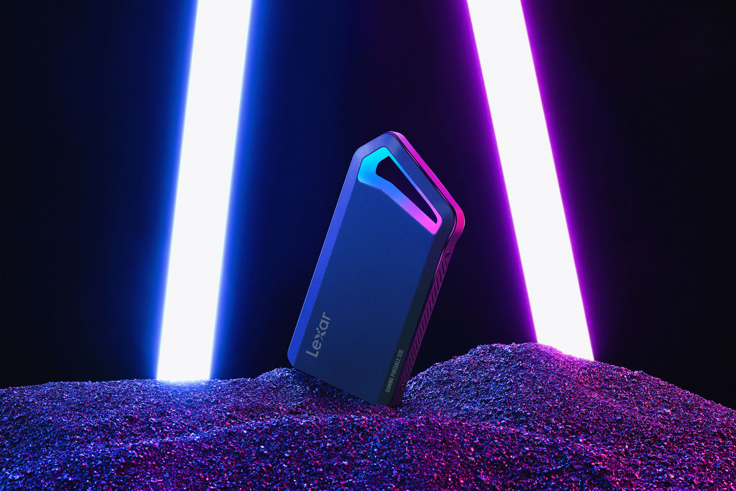 Lexar、RGB LED搭載のゲーミングポータブルSSD - PC Watch