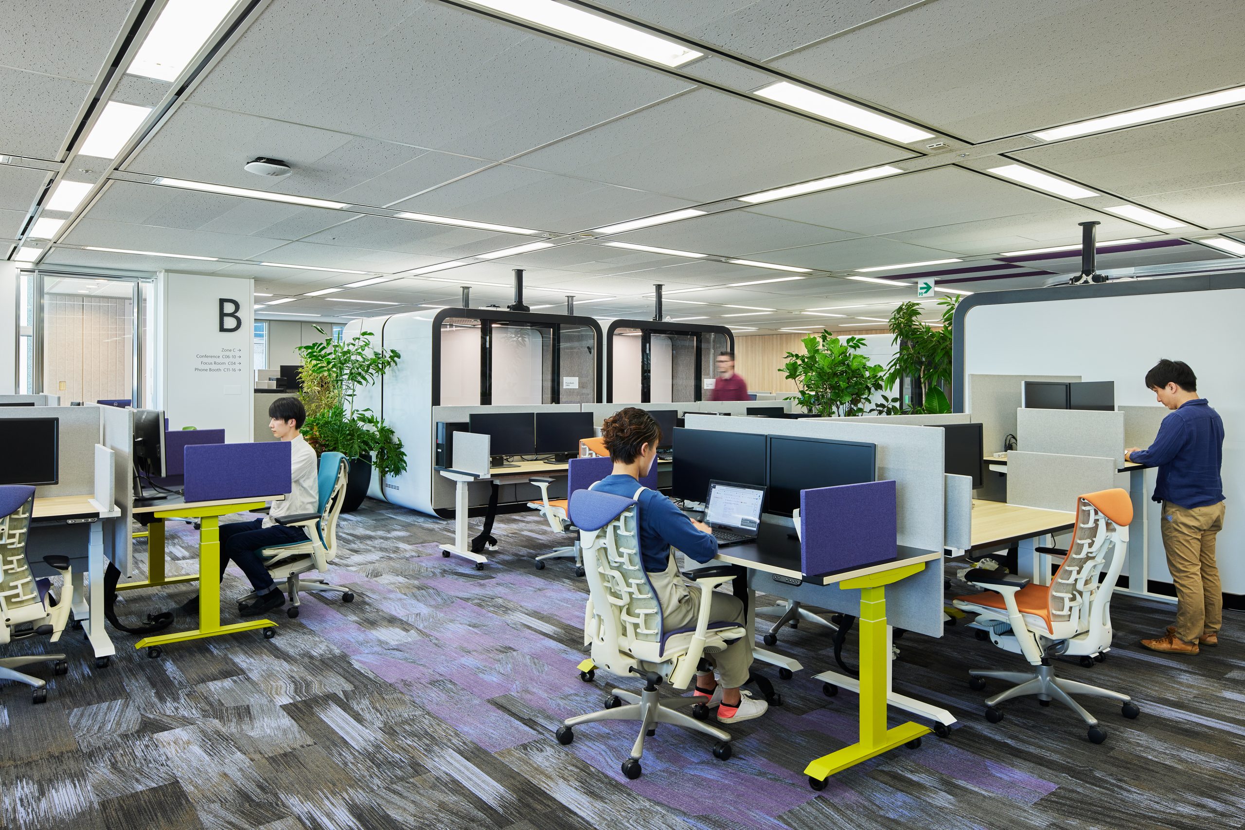 わずか2%しかいない従来通りの働き方希望者。日本マイクロソフトがハイブリッドワーク向け新装オフィスを公開 - PC Watch