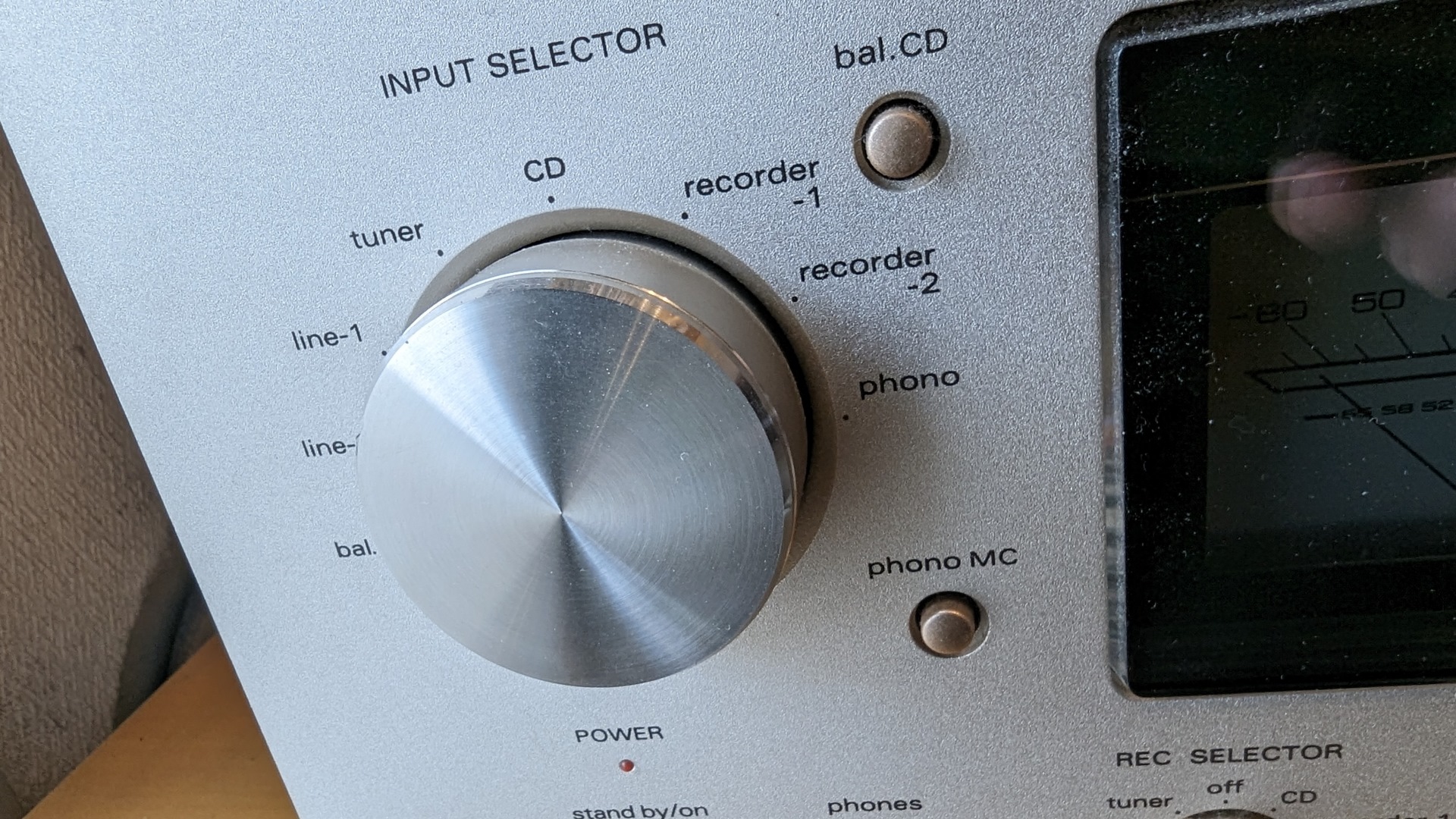 [B!] 【山田祥平のRe:config.sys】 現実世界を拡張するまなざしと聴覚