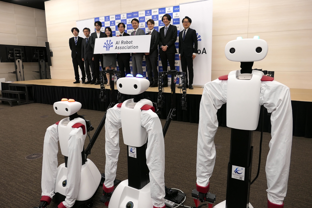 トヨタほか24社が汎用ロボット実現に挑む「AIロボット協会」が活動開始 - PC Watch